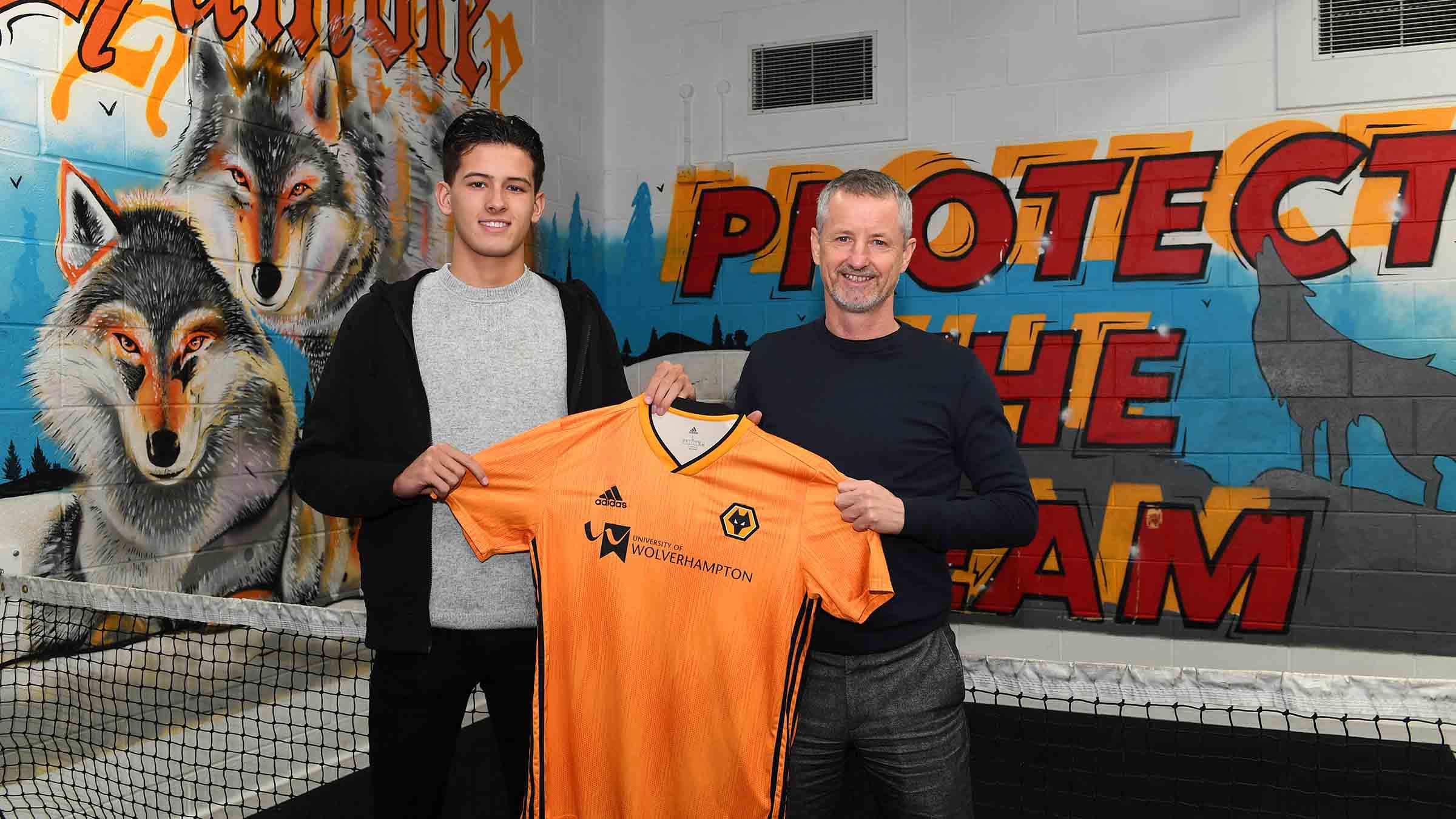Wolves sign promising defender Hubner | Academy | News | Wolverhampton ...