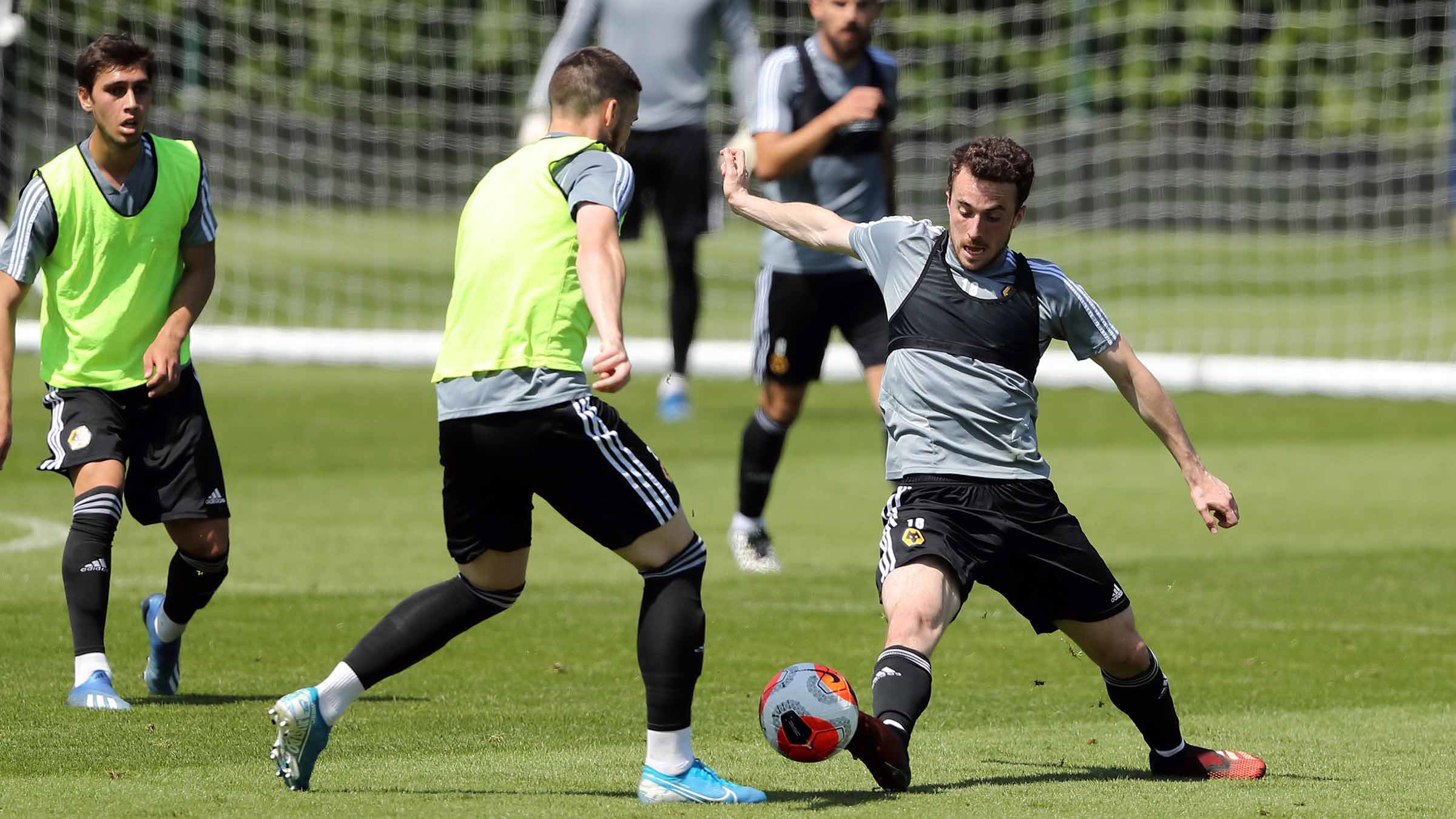 Gallery | Contact training returns to Compton | Men's First-Team | News ...