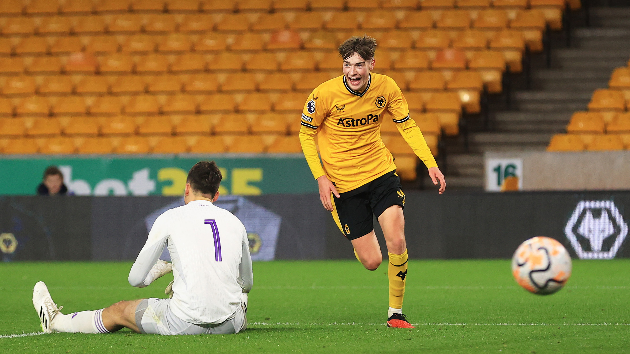 U21s to host Ajax at Molineux | Under-21 | News | Wolverhampton ...