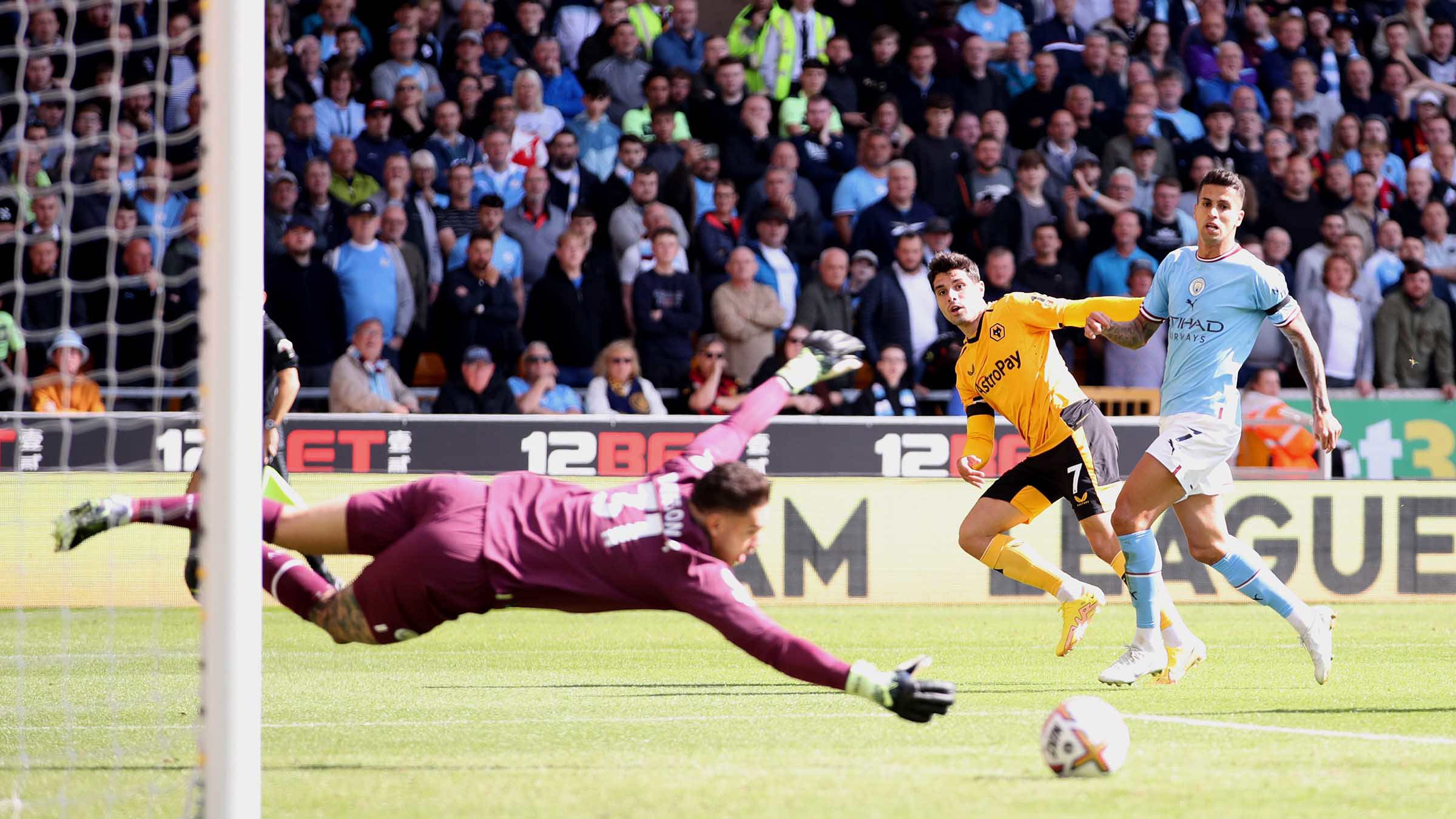 Gallery | Wolves 0-3 Man City | Men's First-Team | News | Wolverhampton ...
