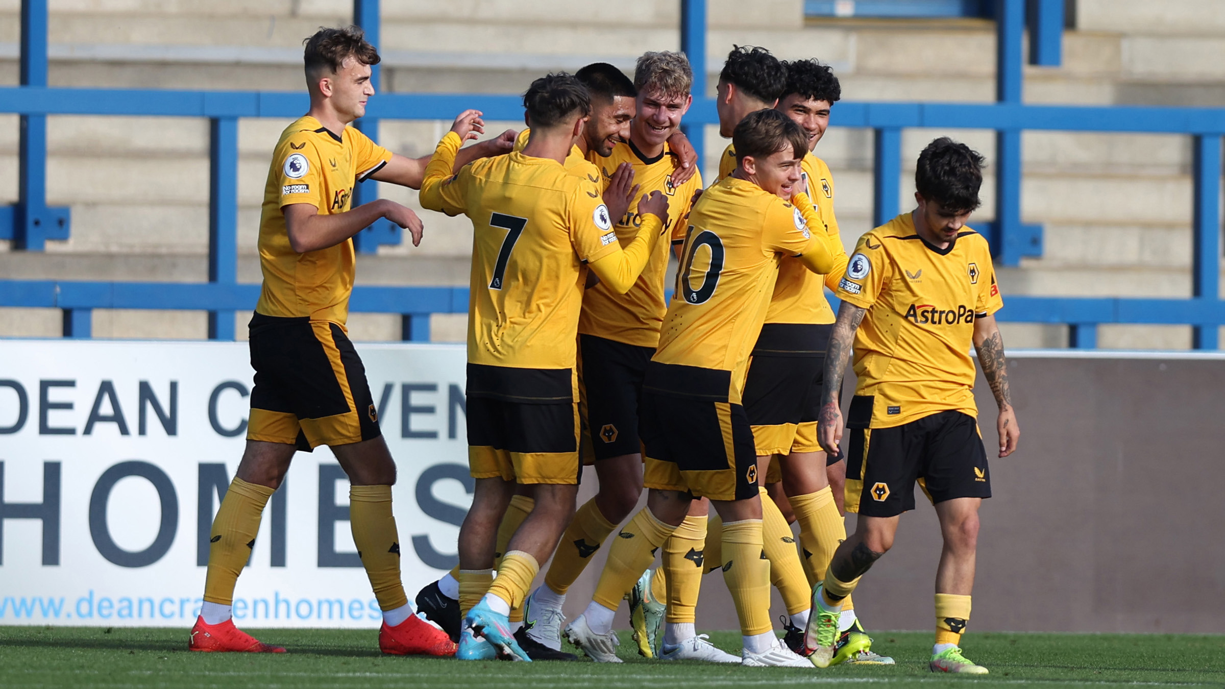 U21 report | Wolves 4-1 Tottenham | Under-21 | News | Wolverhampton ...