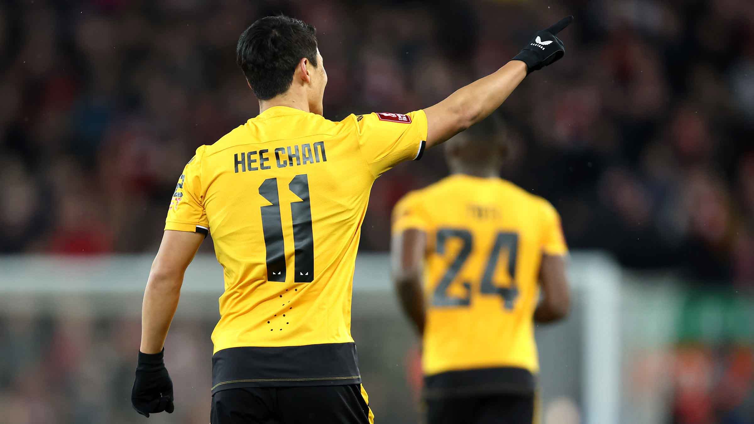 Hwang | 'I want to continue to make the fans happy with my goals' | Men ...