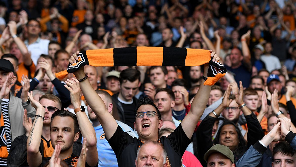 Final Scarf Collection For Season Ticket Holders | Club | News ...
