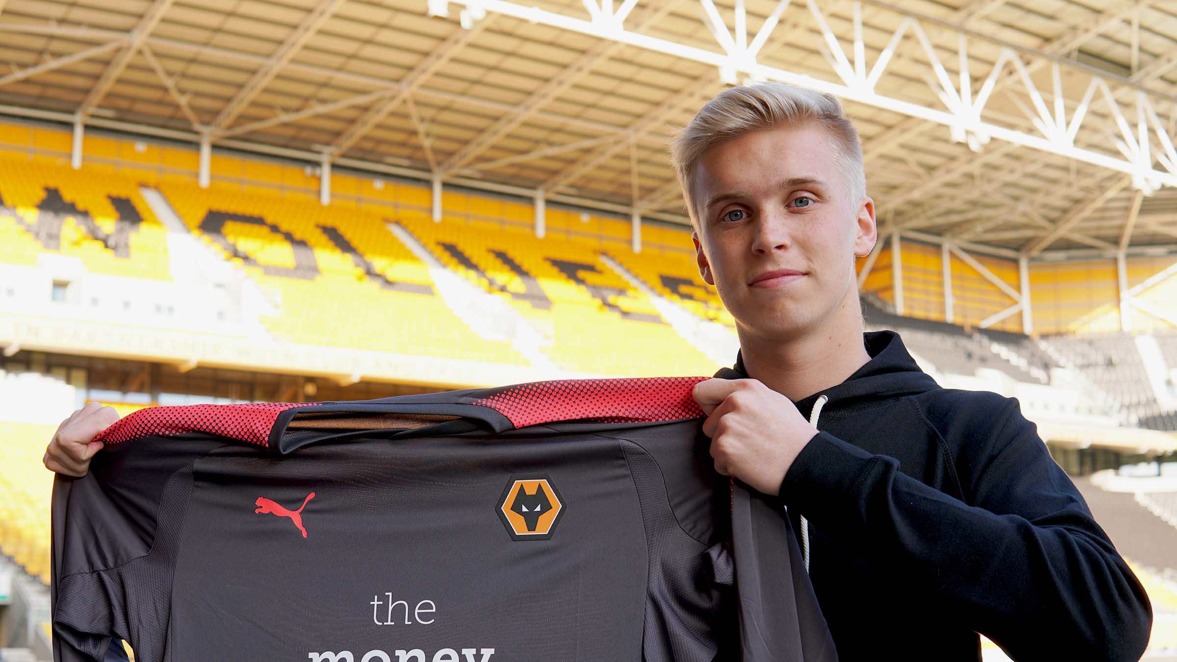 Wolves Sign Young Goalkeeper | Academy | News | Wolverhampton Wanderers FC