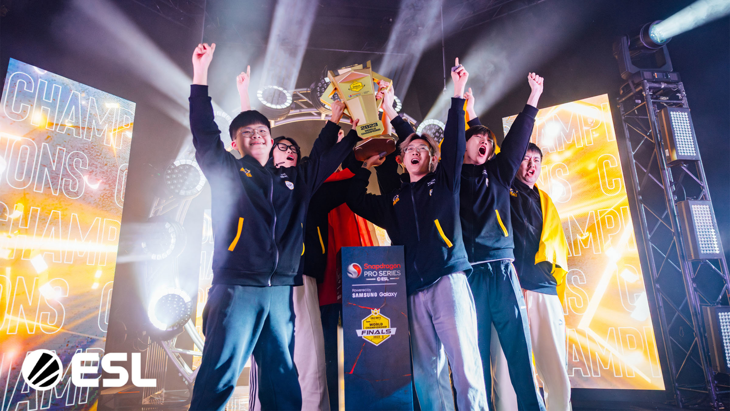 Wolves crowned Call of Duty Mobile World Champions | Wolves Esports ...