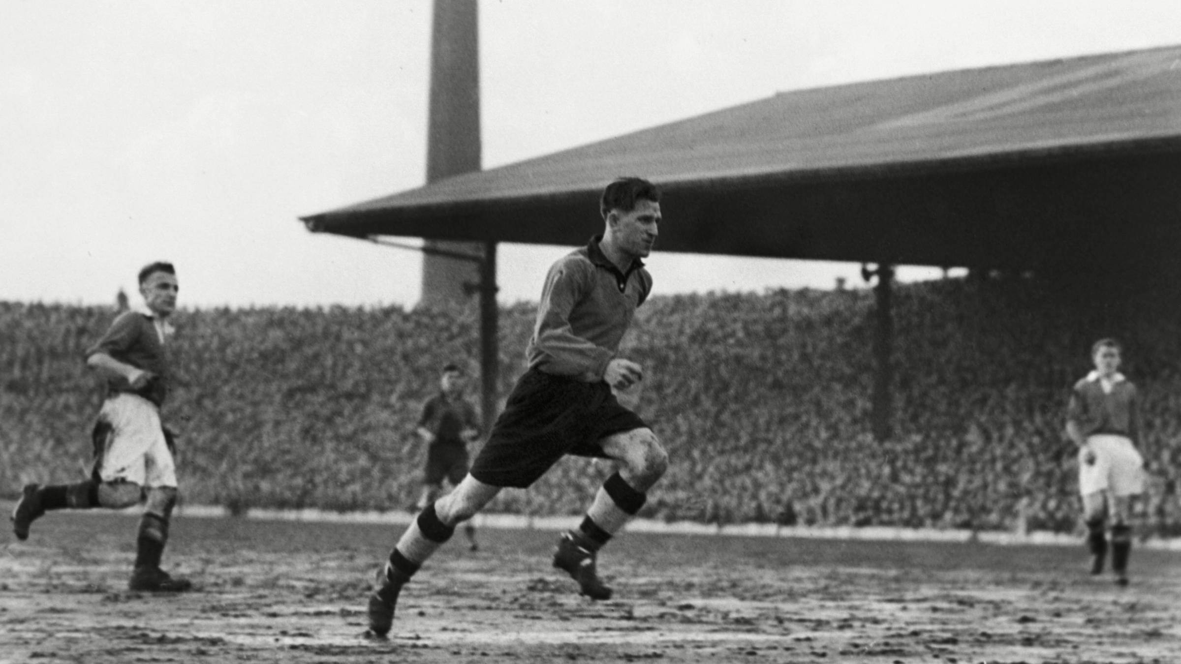 Johnny Walker | 1928-2019 | Club | News | Wolverhampton Wanderers FC