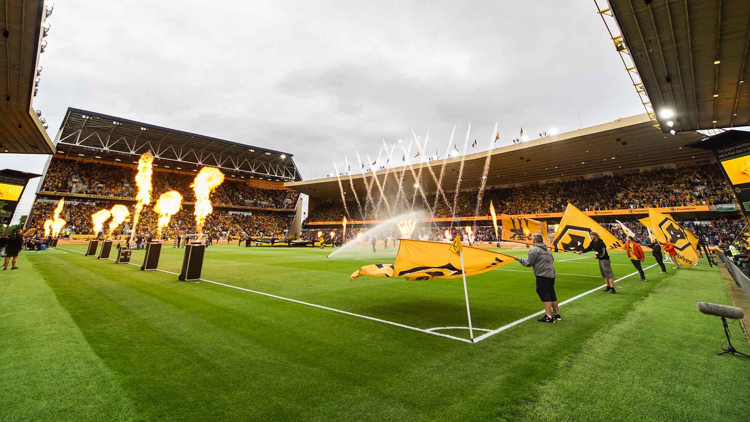 Season ticket renewals begin for 2019/20 | Club | News | Wolverhampton ...