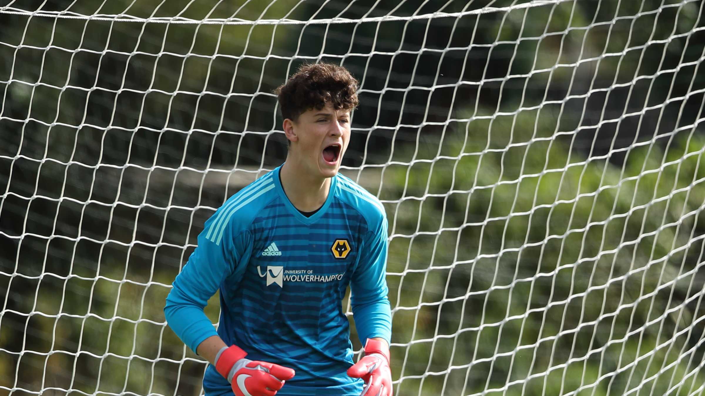 Goalkeeper Pardington signs new contract | Academy | News ...