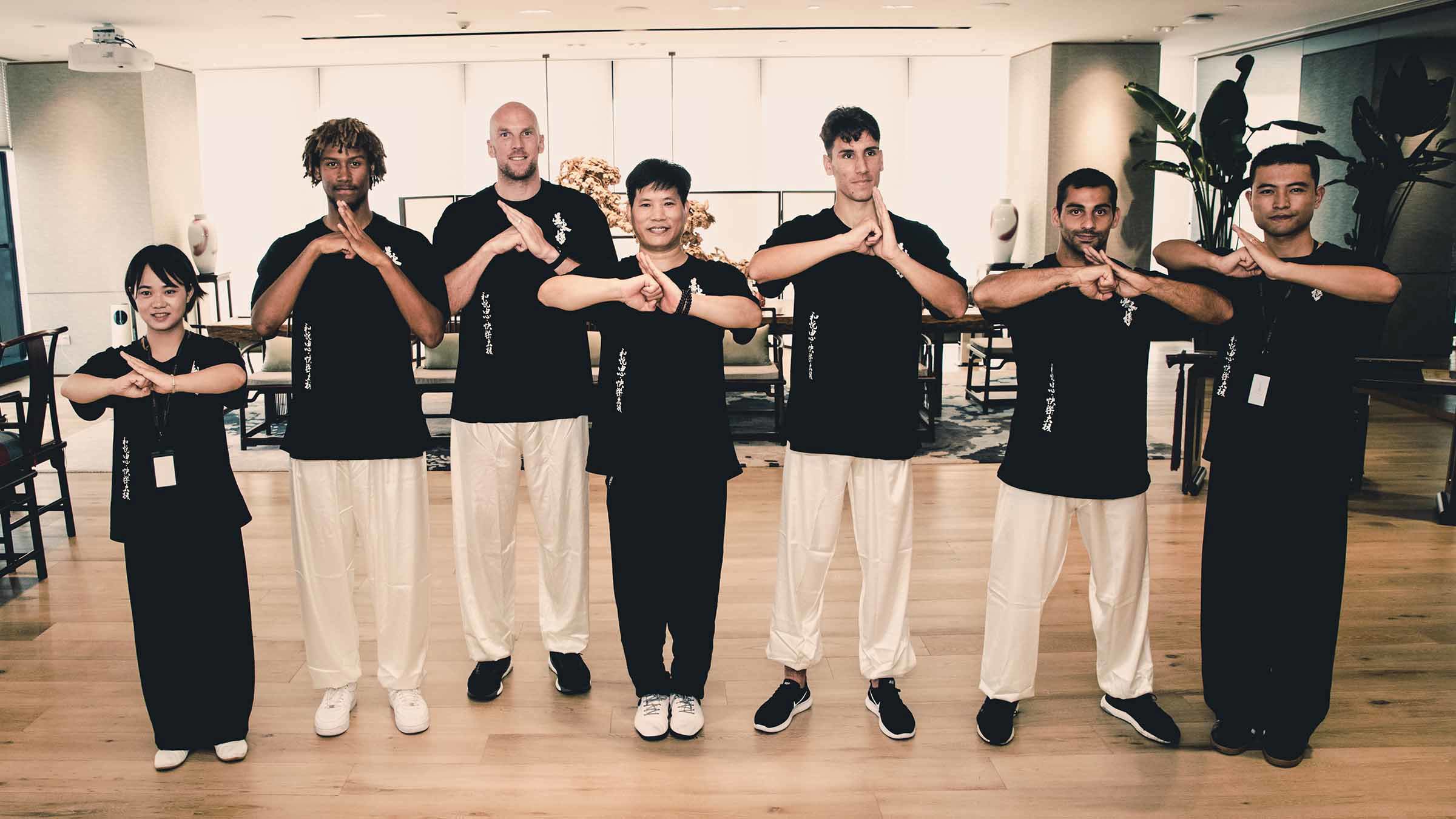 Players take Taiji lesson in Shanghai | Club | News | Wolverhampton ...