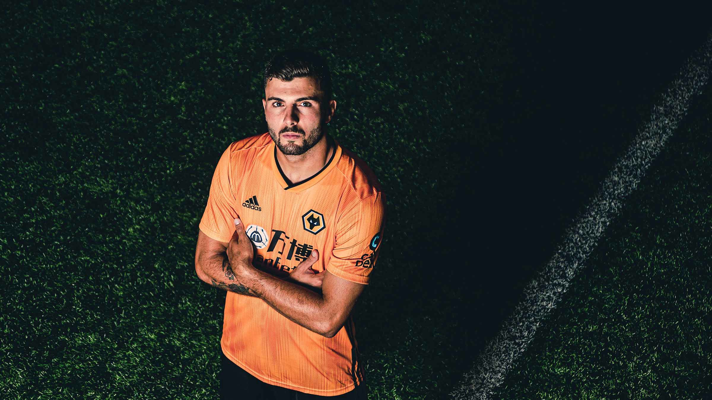 Patrick Cutrone signs | Gallery | Men's First-Team | News ...