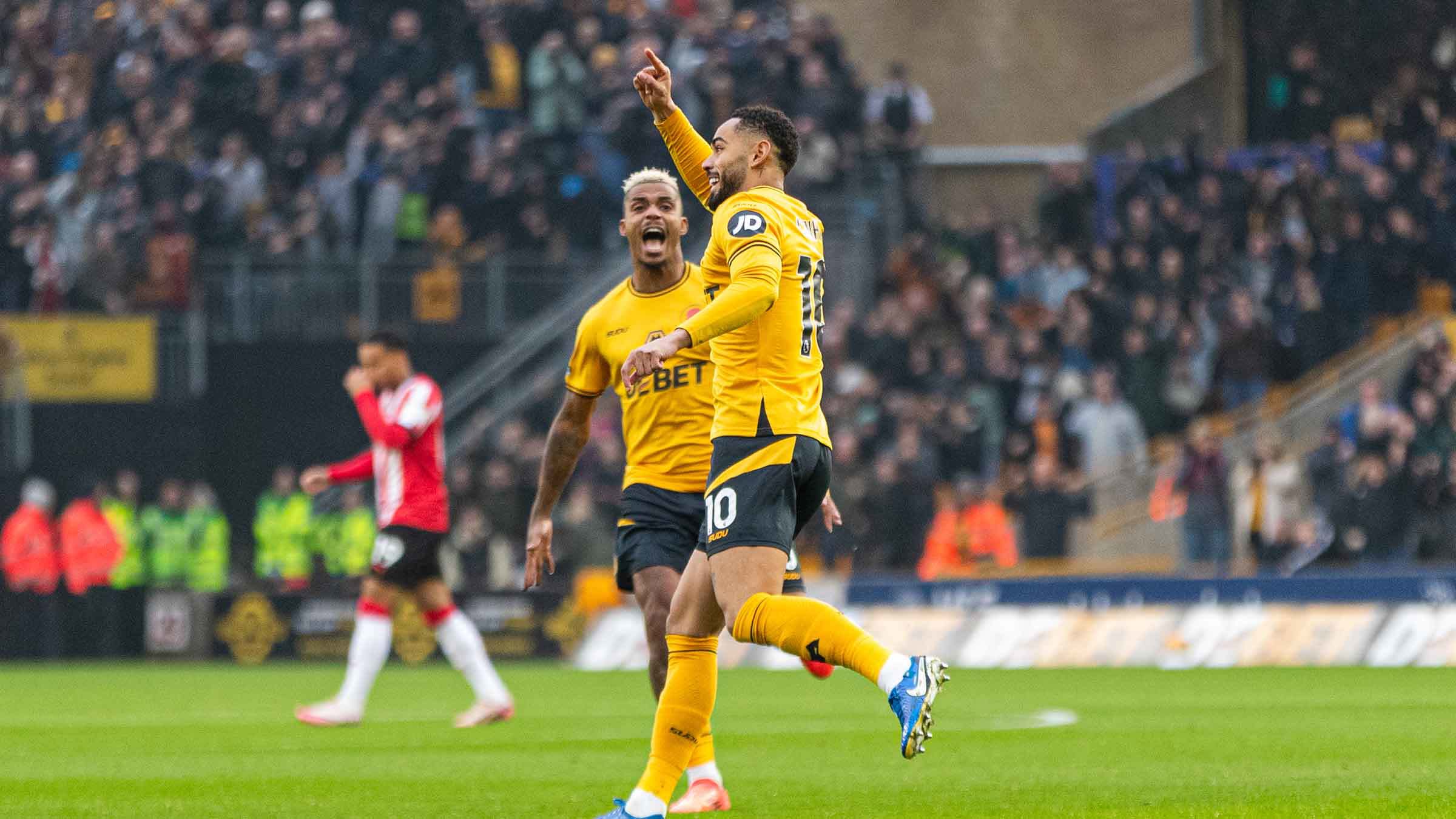 Wolves Express | Getting off the mark at Molineux | Club | News ...