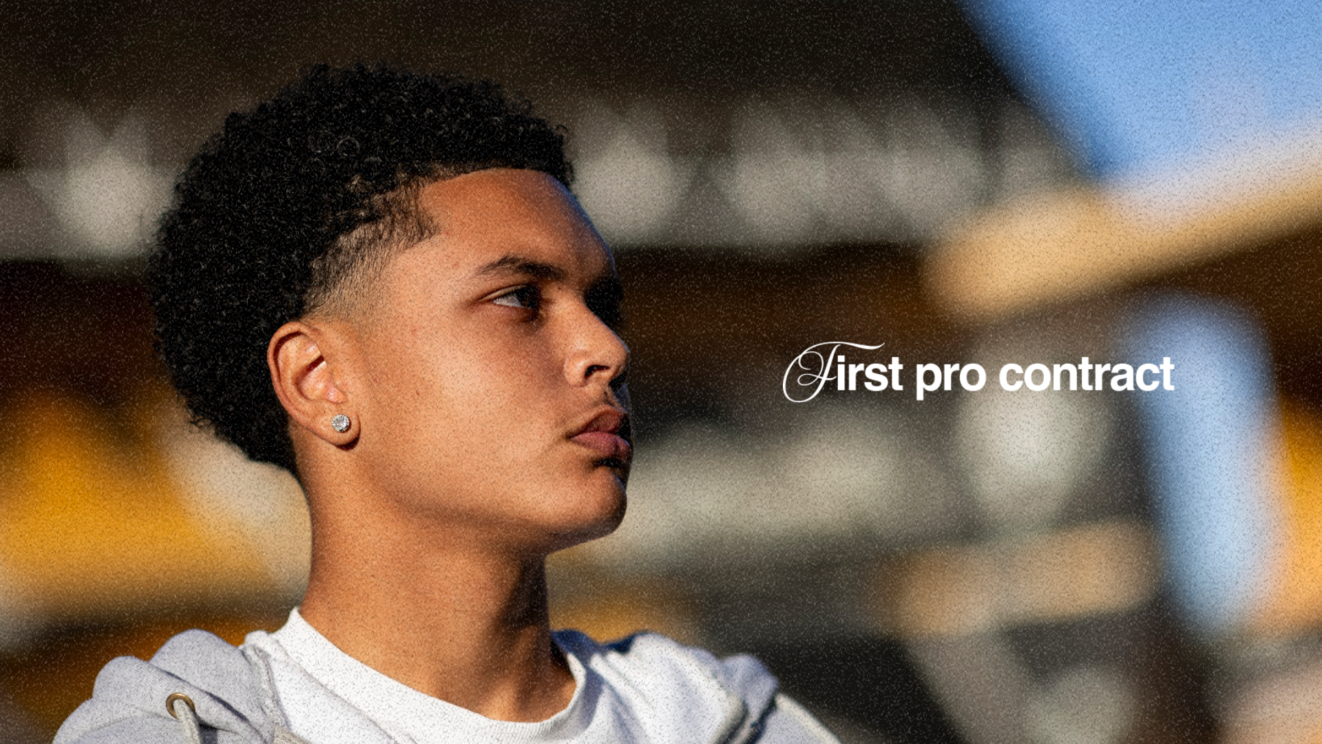 Bowen pens pro deal | Academy | News | Wolverhampton Wanderers FC