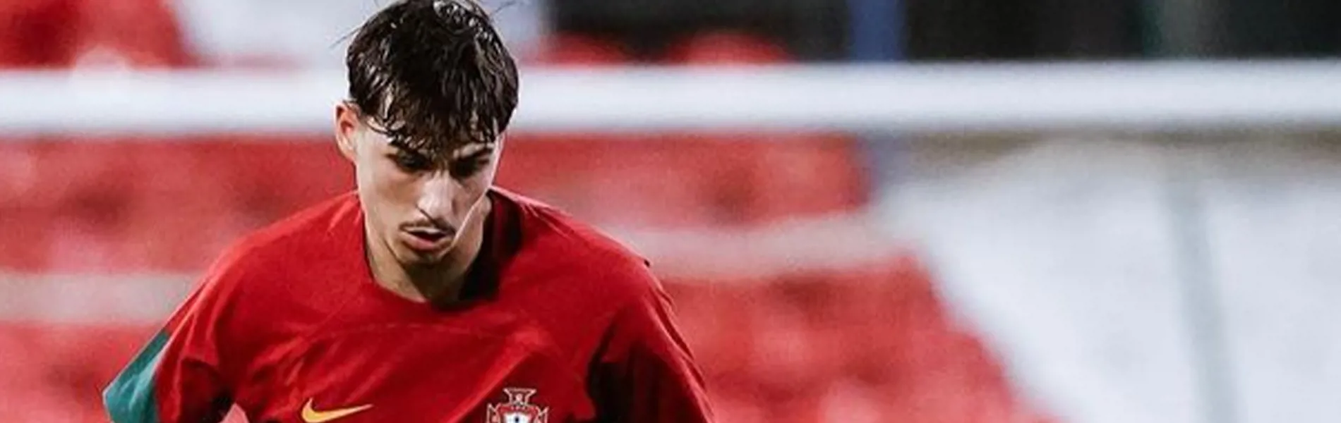 Rodrigo Gomes | Men's First-Team | Teams | Wolverhampton Wanderers FC