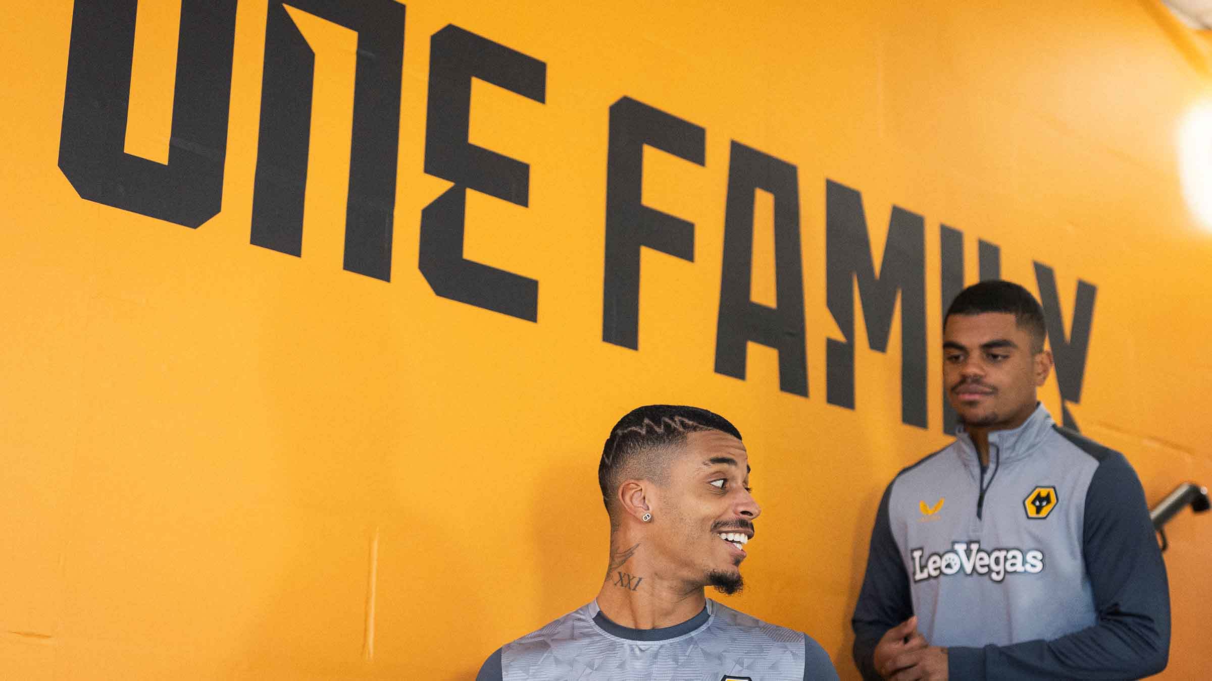 Gallery | Noha Lemina joins the pack | Men's First-Team | News ...
