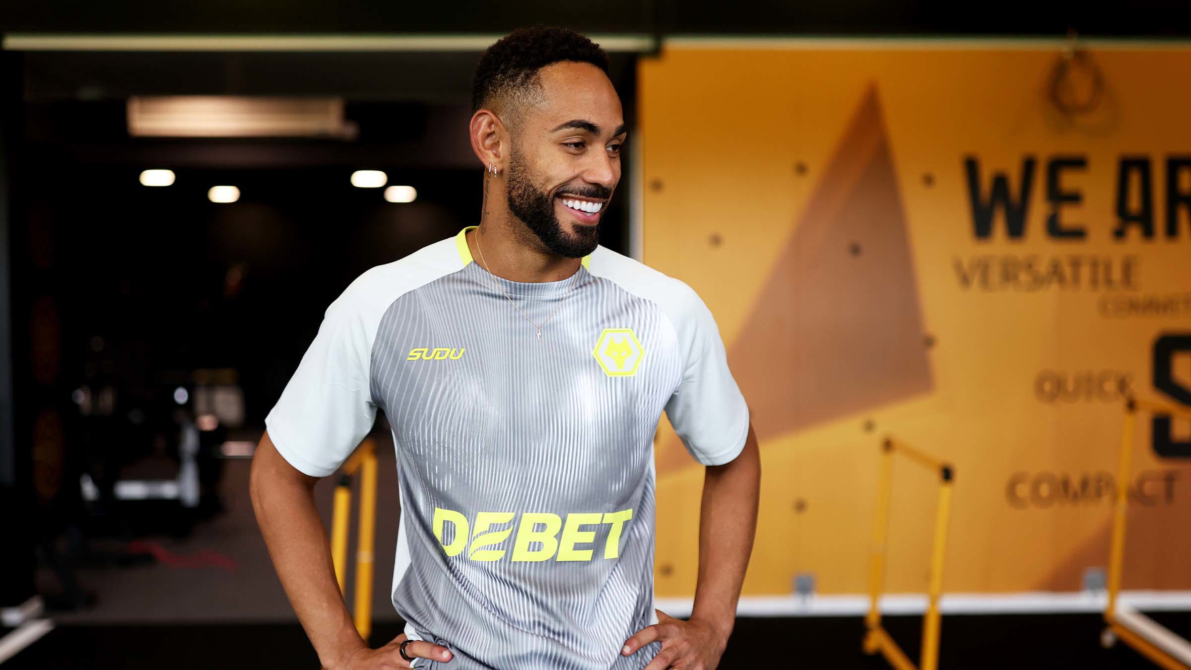 Gallery | Checking in for day one | Men's First-Team | News ...