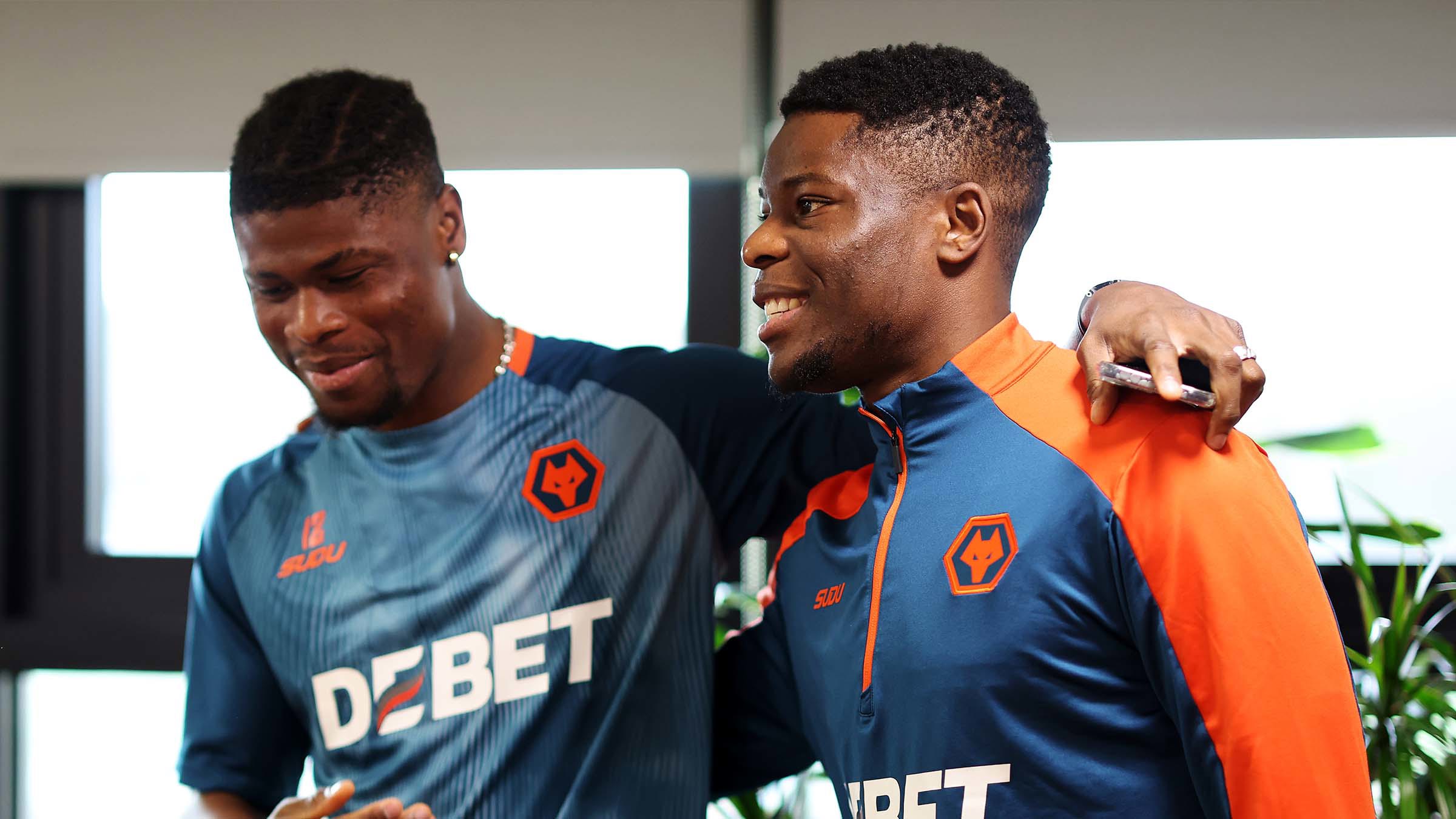 Gallery | Behind the scenes of Munetsi's first day | Men's First-Team ...