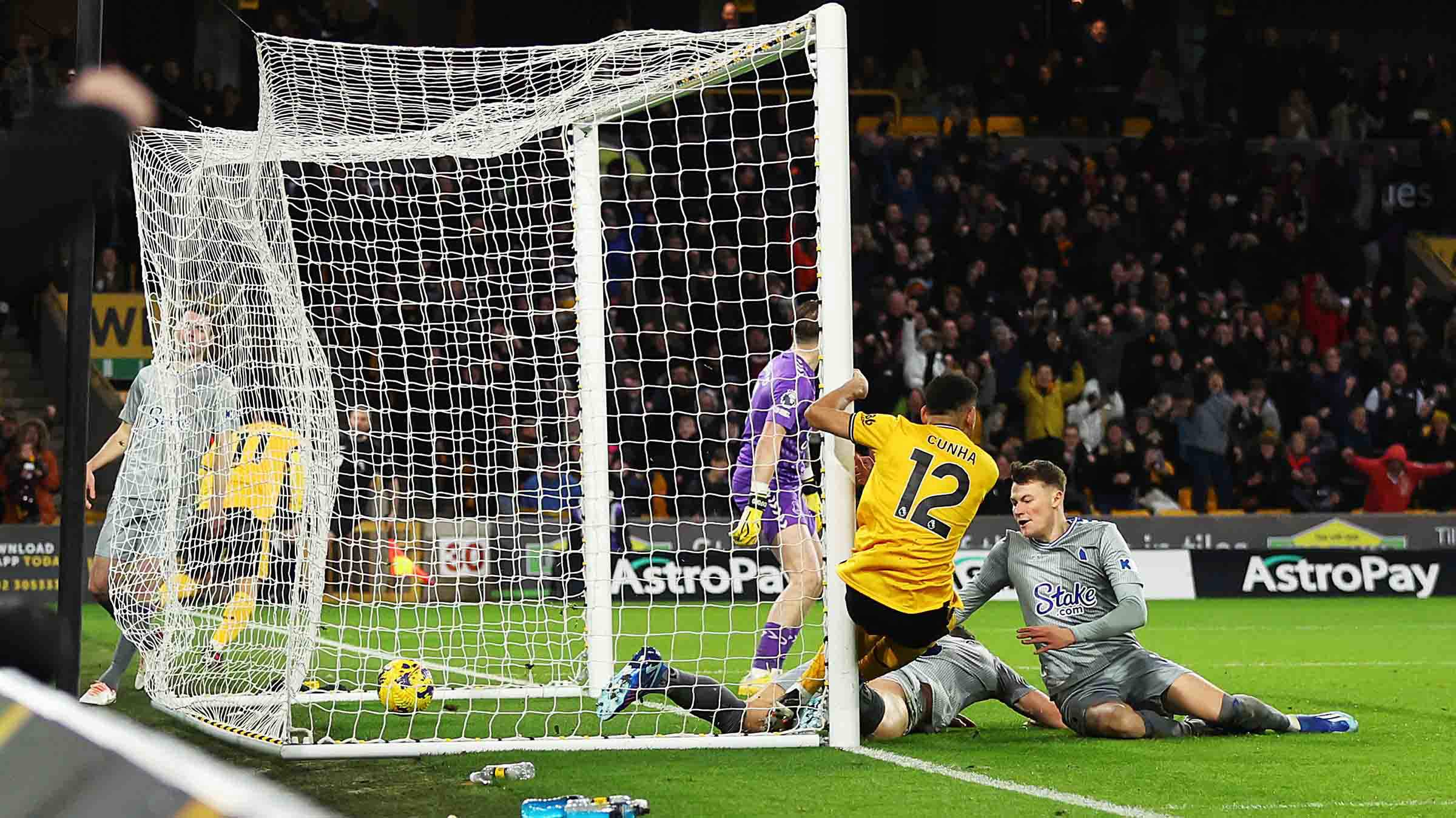 Gallery | Wolves 3-0 Everton | Men's First-Team | News | Wolverhampton ...