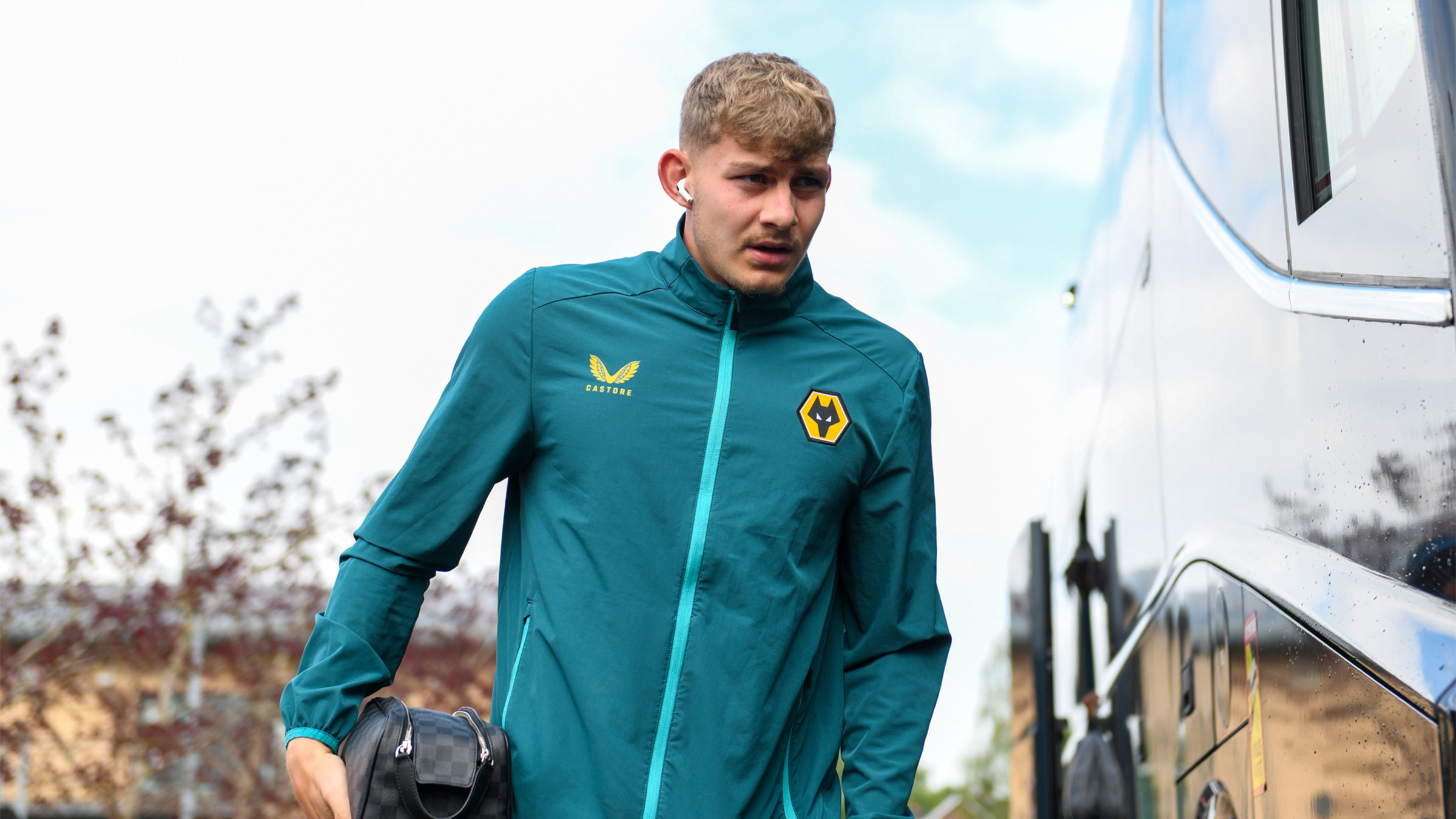 Pond | On defeat in the PL2 play-offs | Under-21 | News | Wolverhampton ...