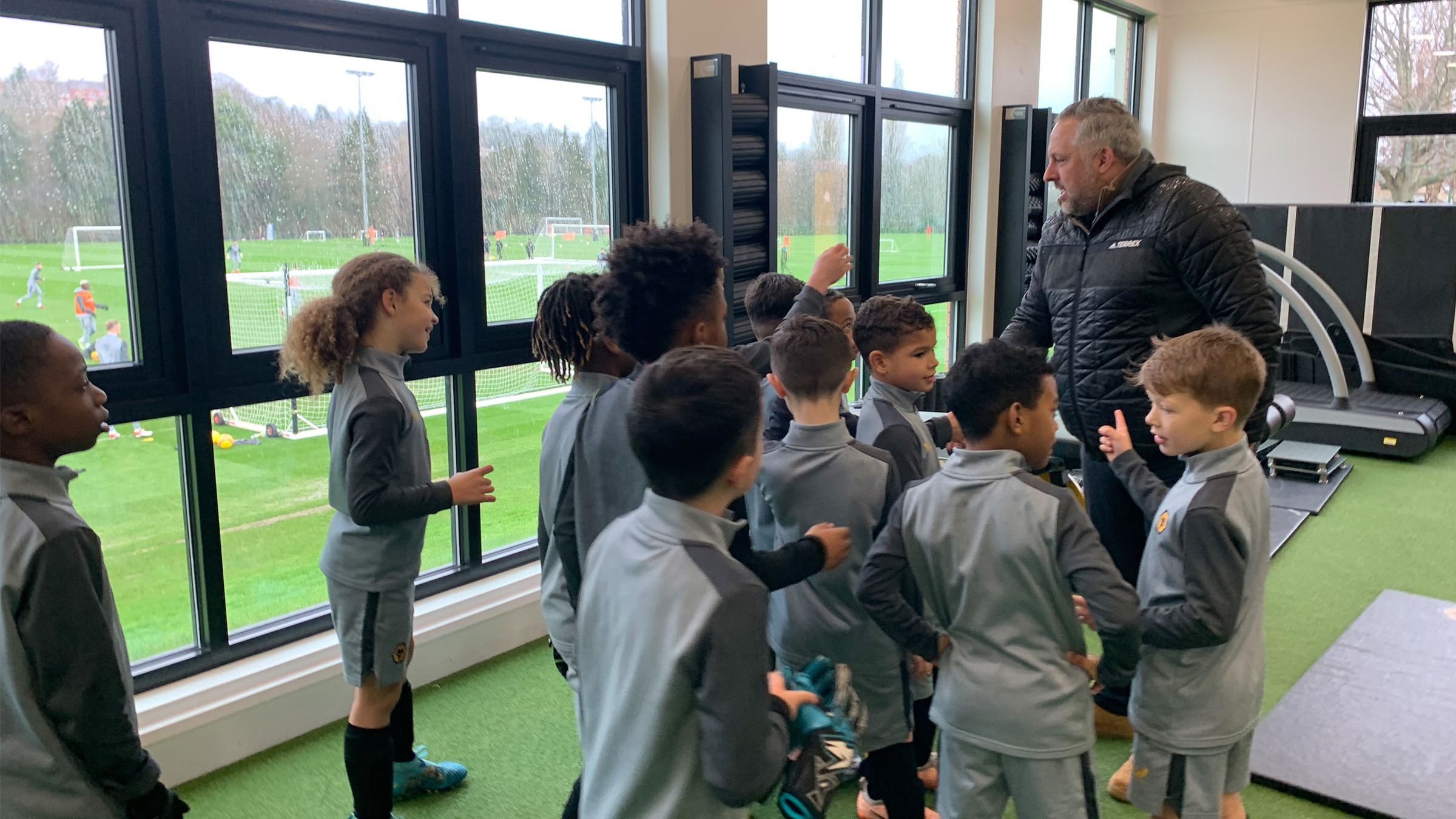 First-team surprise under-8s with unforgettable friendly match ...