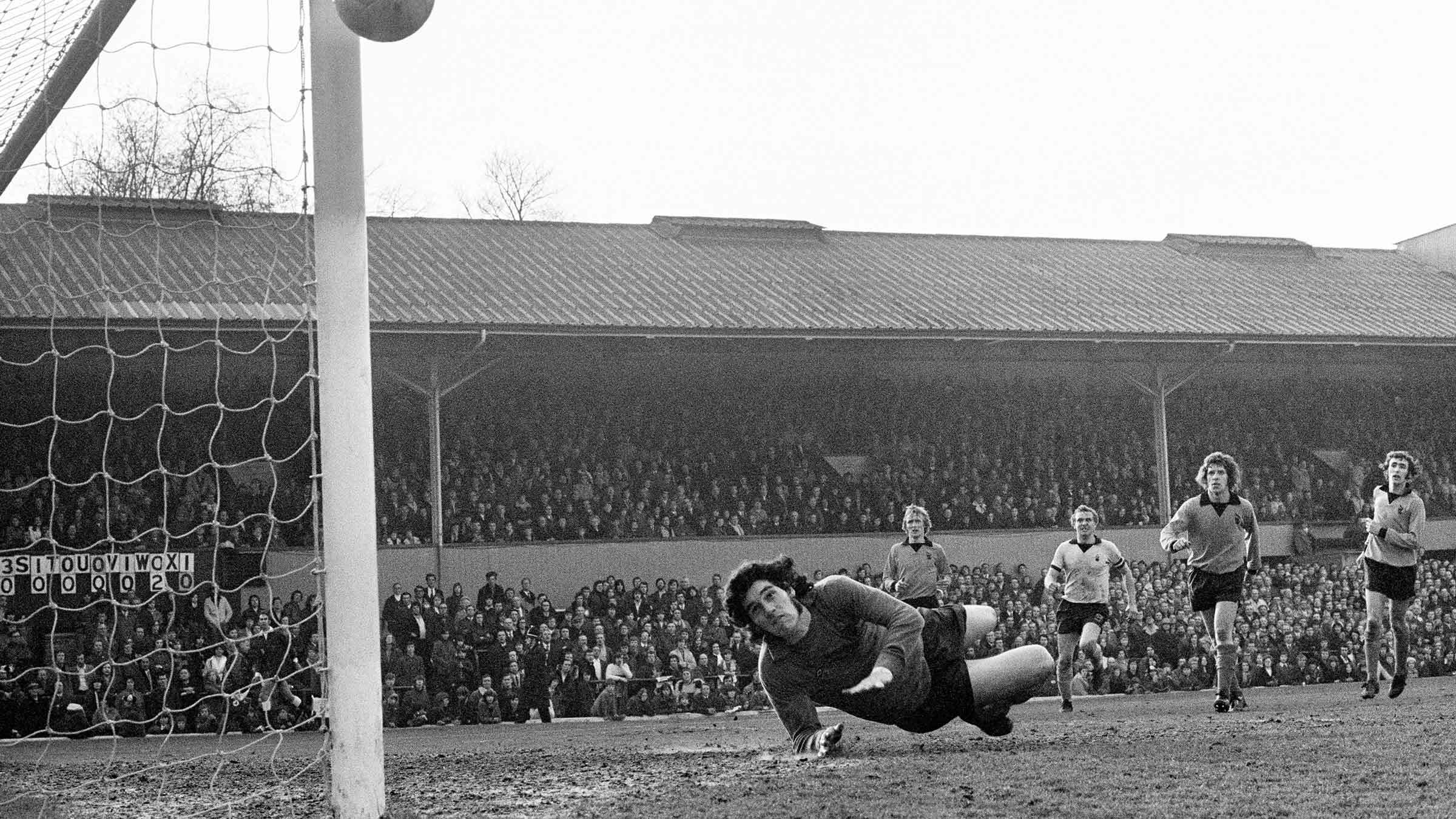 Old Gold | Wolves’ FA Cup history with Coventry | Features | News ...
